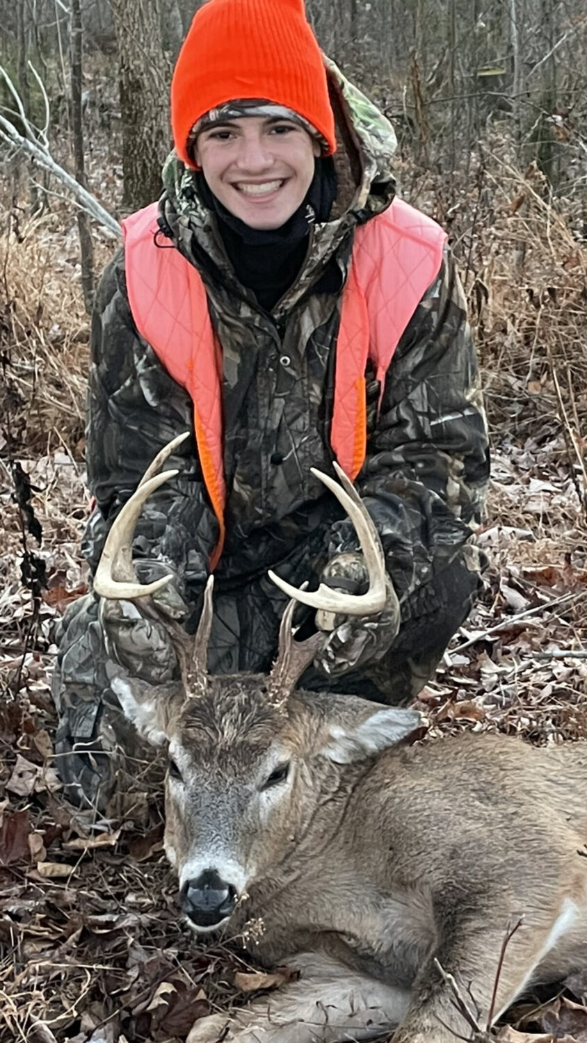 2021 Big Buck Photo Contest Winners - WVDNR
