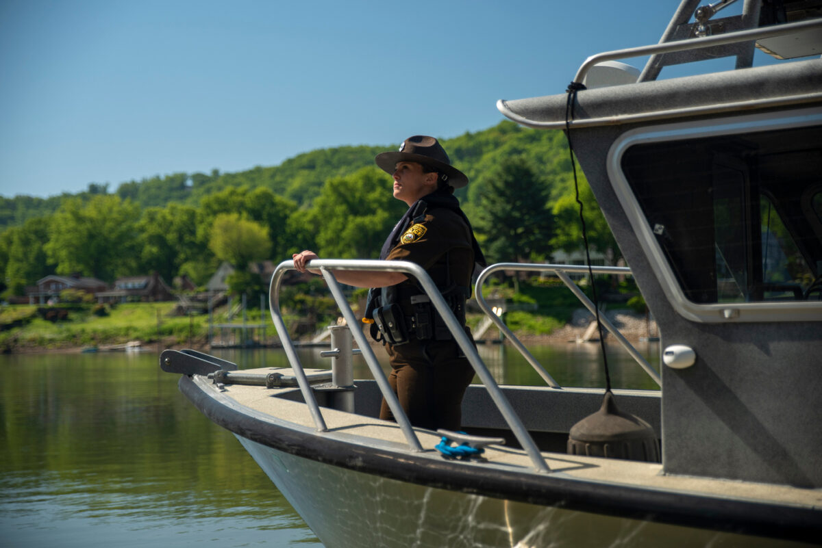 The Beginner’s Guide to Summer Boating Safety - WVDNR